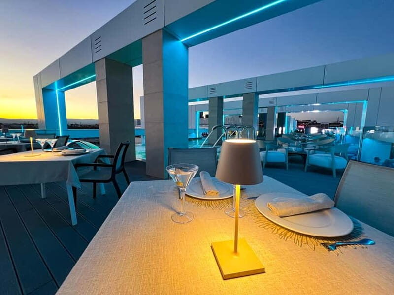 COCKTAIL WORKSHOP AT SUMMIT ROOFTOP - An Authentic Salou Experience with a Stylish Twist