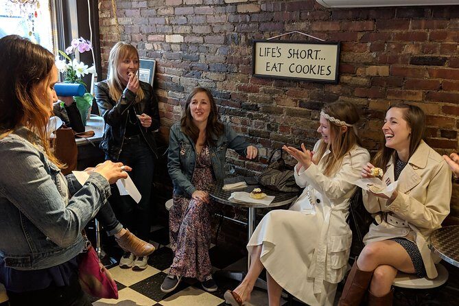 Cocktails & Cannoli: Boston's North End Dessert Tour - Key Points