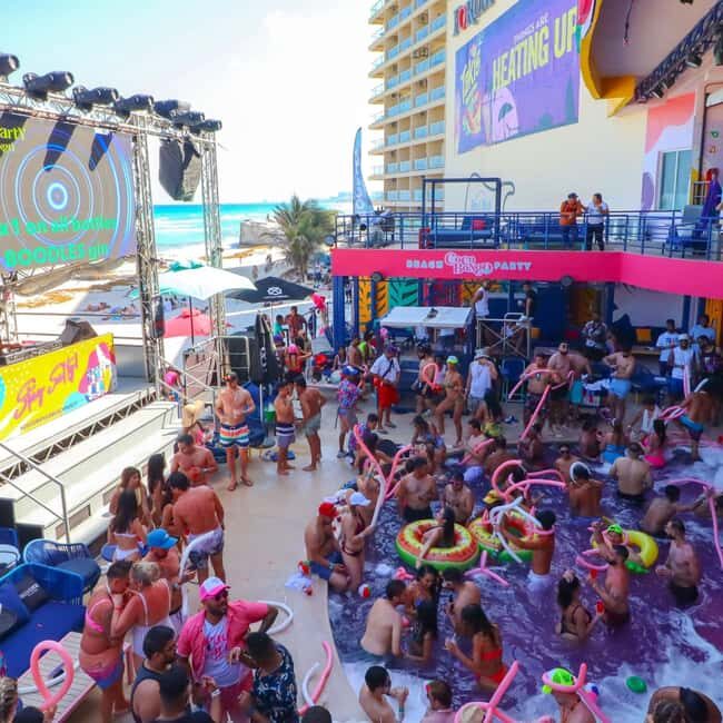 Coco Bongo Beach Tickets - An Upbeat Look at the Coco Bongo Beach Experience