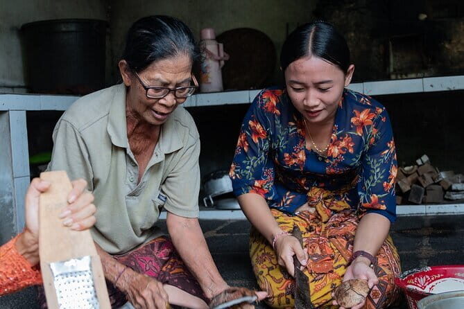 Coconut Oil Making Process - Cold-Pressing: Extracting Pure Coconut Oil