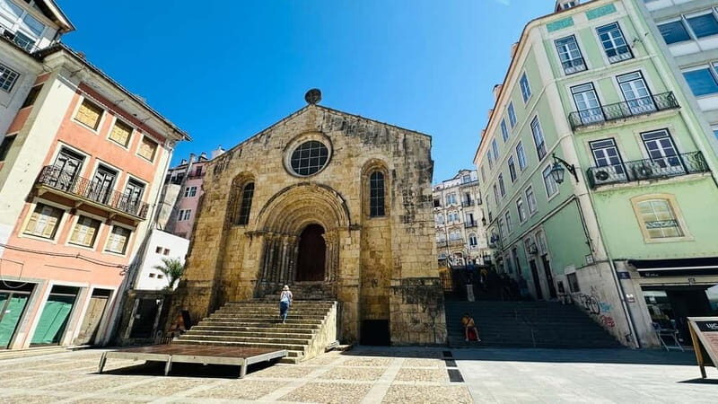 Coimbra & Aveiro Experience: From Porto All-Included - A Tasty Interlude: Traditional Lunch