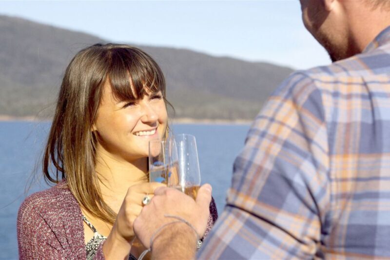 Coles Bay: Wineglass Bay Adults-Only Cruise with Lunch - The Experience in Detail