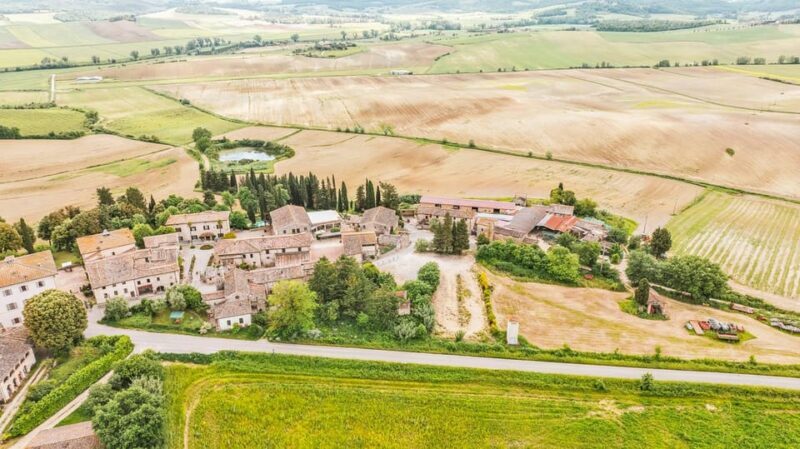 Colle Val d'Elsa: tour and a tasting of an authentic farm - Key Points