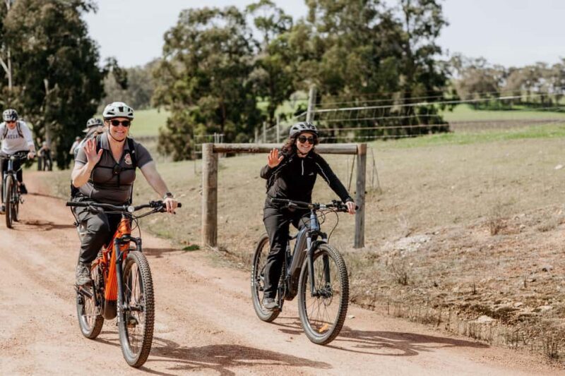 Collie: E-Bikes and Gourmet Delights - Key Points