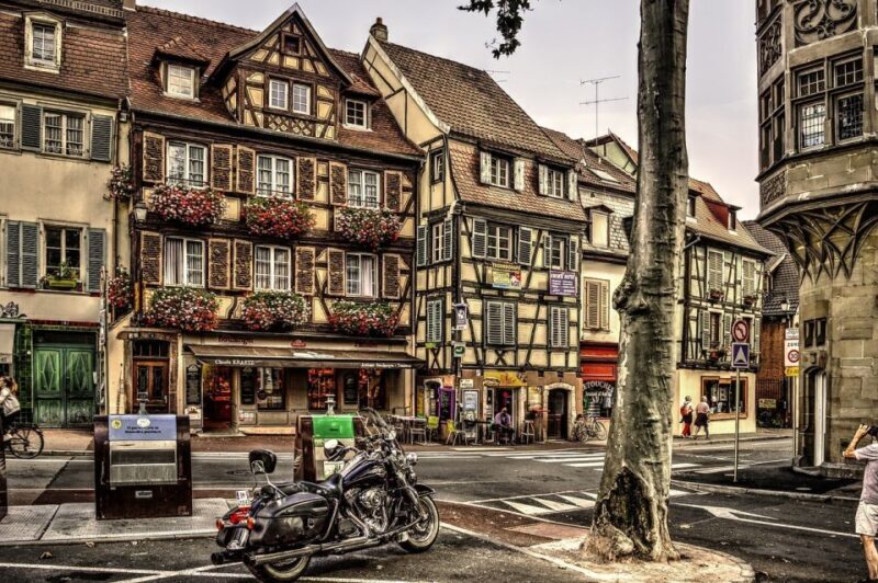 Colmar: Private Guided Walking Tour of the City Center - What You Can Expect from the Experience