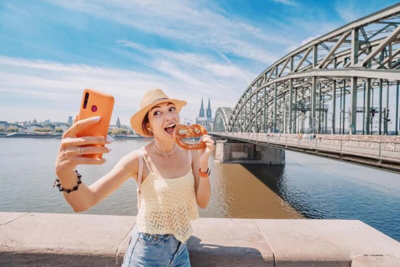 Cologne: 2-hour Best Intro Walking Tour with a Local - Key Points