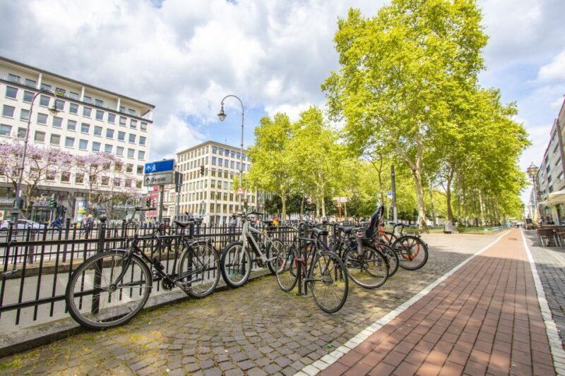 Cologne: Capture the most Photogenic Spots with a Local - Exploring Cologne: A Photo and Culture Tour