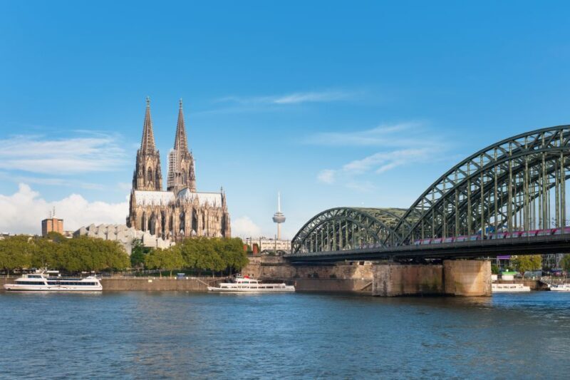 Cologne Cathedral and Old Town Tour with 1 Kölsch - Key Points