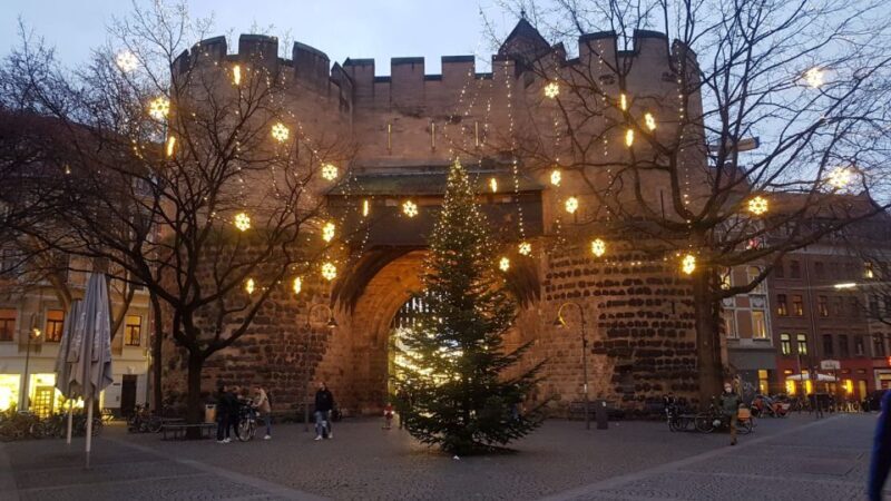 Cologne: "Christmas Magic" Guided Tour by Bike - An In-Depth Look at the Cologne Christmas Bike Tour