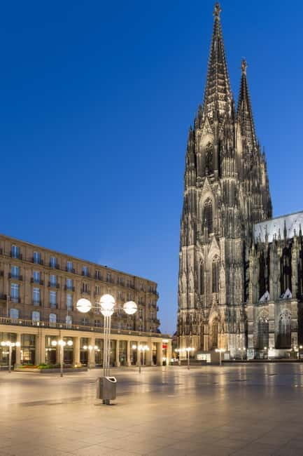 Cologne - guided walking tour of the Old Town. - Key Points
