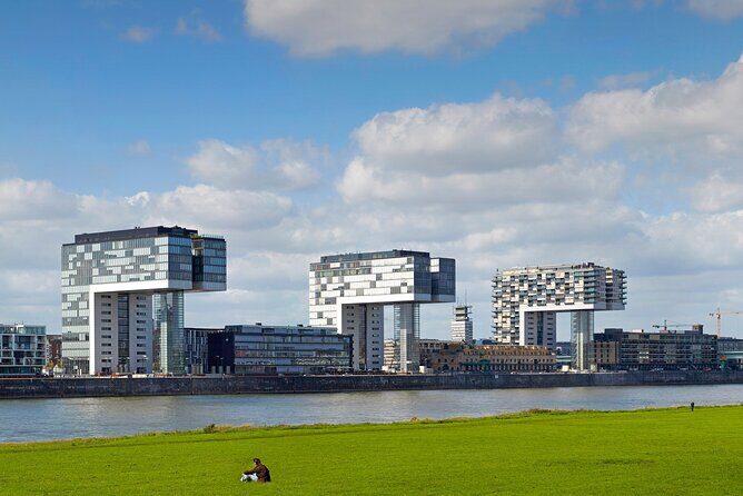 Cologne Highlights Walking Tour with your Private Tour Guide 3 h - FAQs