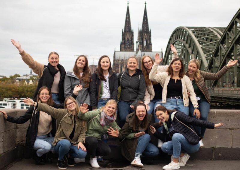 Cologne: JGA Tour in der Altstadt mit Fotoshooting - In-Depth Breakdown of the Itinerary