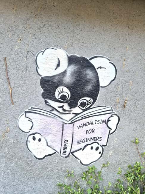Cologne: Mülheim District Street Art Walking Tour - A Closer Look at the Experience