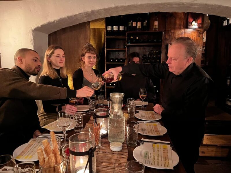 Cologne-Nippes: Gourmet wine tasting with cheese platter - FAQs