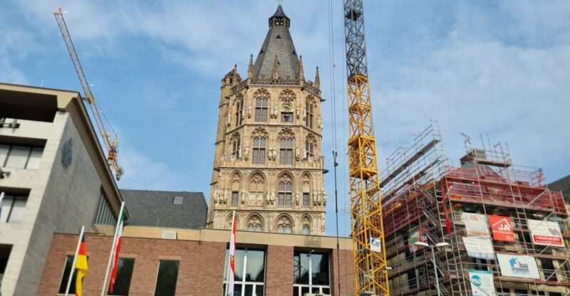 Cologne: Old City Guided Walking Tour - Introduction