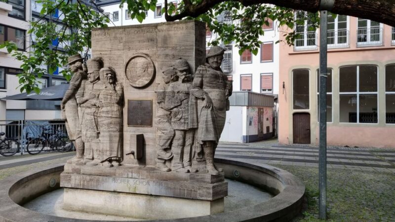Cologne: Old City Guided Walking Tour - Value and Practical Details