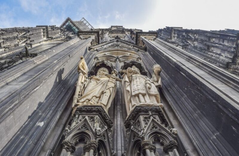 Cologne: Old Town Highlights Walking Tour - Practical Tips for Participants