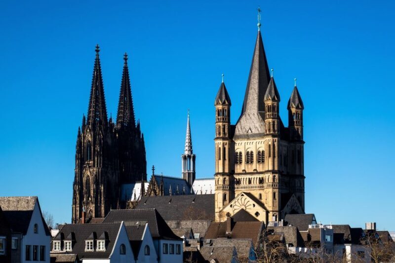 Cologne: Old Town Historical Walking Tour with GEO Epoche - A Closer Look at the Cologne Old Town Tour