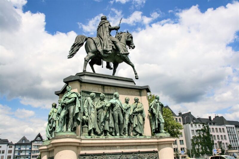Cologne: Old Town Walking Tour with 1 Brewery Visit & 1 Beer - FAQ