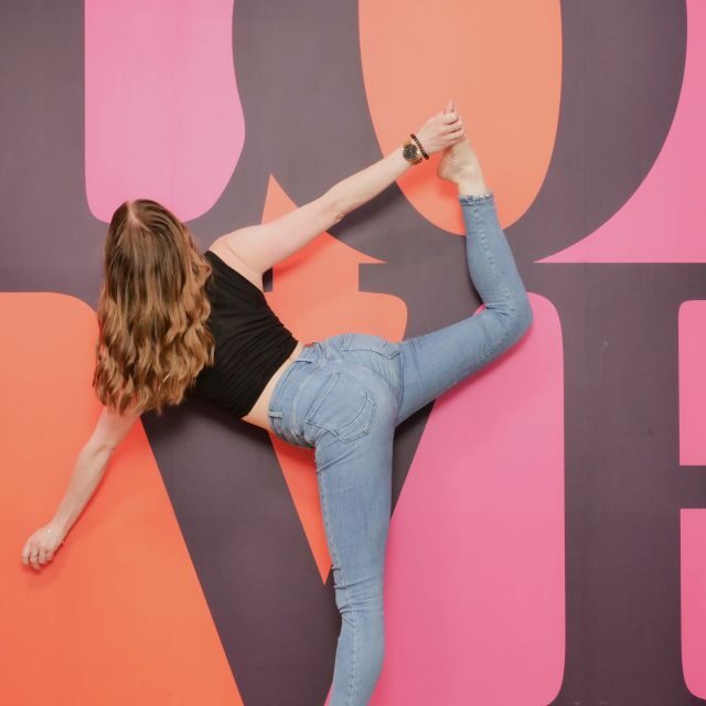 Cologne: Selfiewerke Selfie Foto Studio - Practical Details and Tips