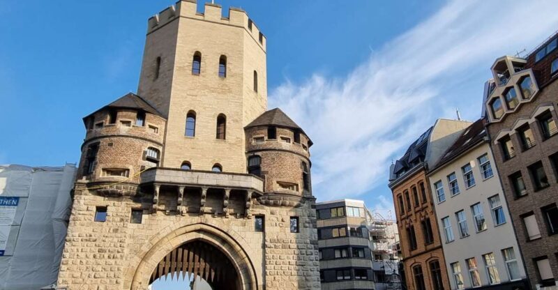 Cologne: Southside Severinsquarter Guided Tour in German - Key Points
