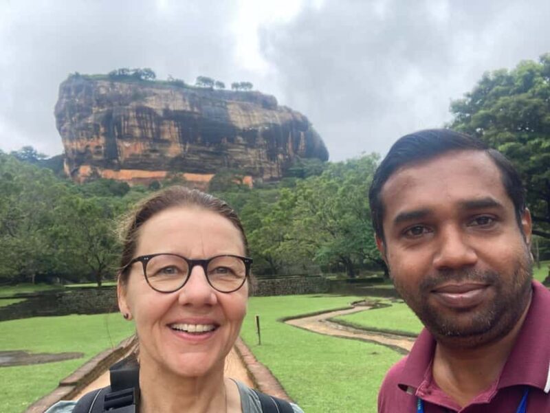 Colombo: 10Day Sri Lanka Tour - Temples, Tea & Ocean Bliss - Exploring the 10-Day Sri Lanka Tour: A Full Breakdown