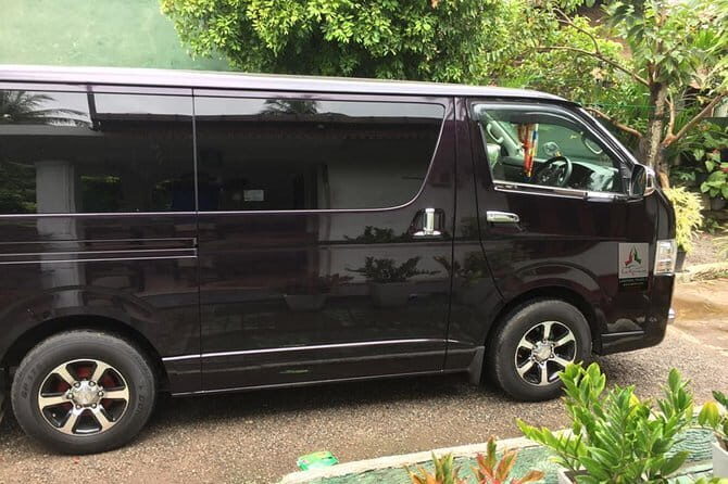 Colombo Airport (CMB) to Citrus Hikkaduwa Private Transfer - A Close Look at the Transfer Experience