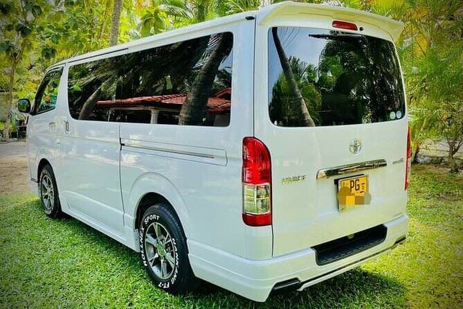 Colombo Airport (CMB) to Colombo City private Transfer - The Sum Up