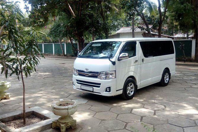 Colombo Airport (CMB) to Santani Wellness Resort & Spa, Kandy Private Transfer - FAQ