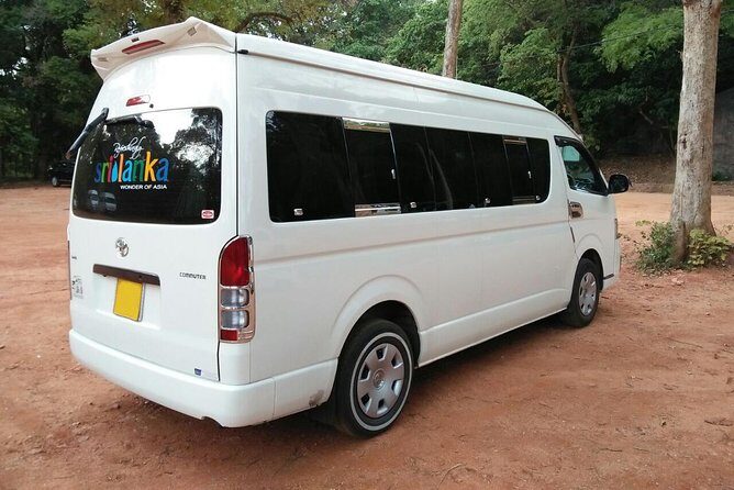 Colombo Airport (CMB) to Yale Kandy Park Private Transfer - A Practical, Hassle-Free Start in Sri Lanka