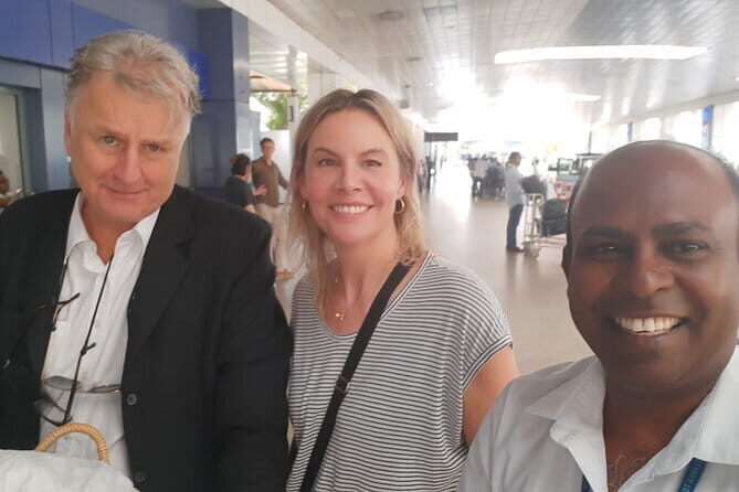 Colombo Airport Pick up to Galle, Hiikkaduwa, Unawatuna, Hotels - What to Expect on Your Journey