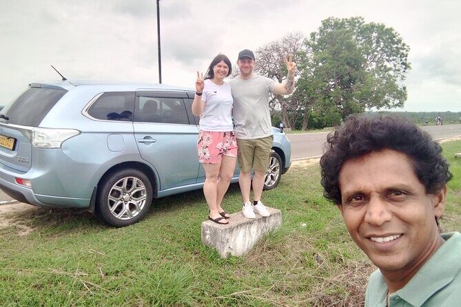 Colombo Airport to Hotel Transfer and Srilanka Tours - Key Points