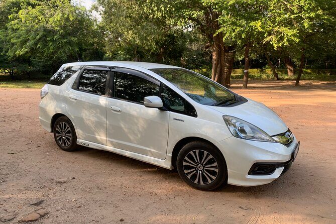 Colombo Airport Transfer to Negombo Hotels by Private Car - Key Points