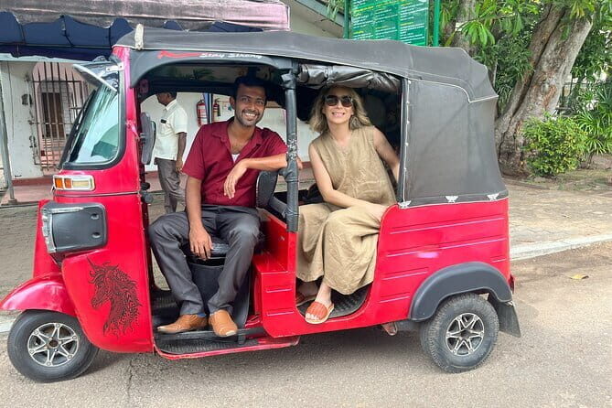 Colombo: City Sightseeing Tour by Tuk-Tuk with Pickup & Drop - What Travelers Say