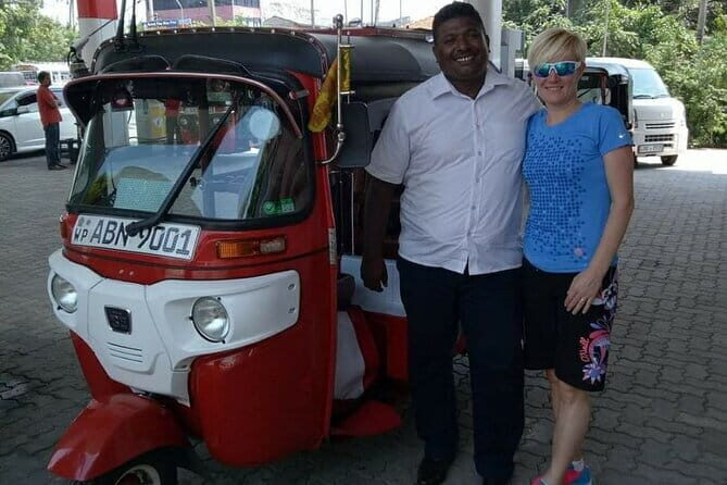 Colombo: City Sightseeing Tour by Tuk-Tuk with Pickup & Drop - Practical Considerations