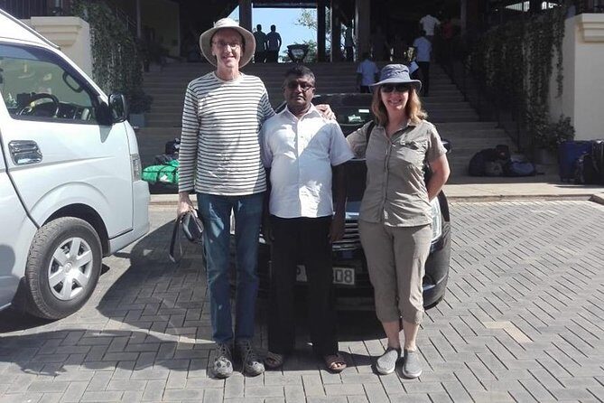 Colombo City to Bandaranaike international Airport Pvt Transfer - Key Points