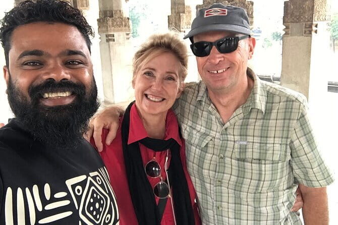 Colombo City Tour By Scooter (Morning & Evening ) - Wandering Pettah Market & Colonial History