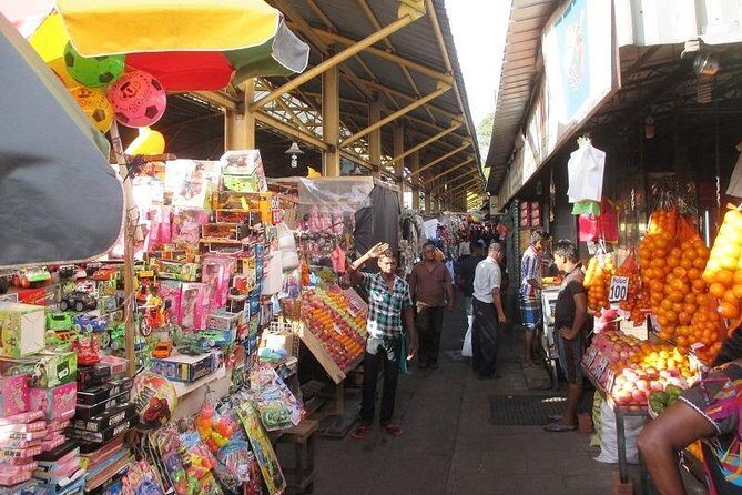 Colombo City Tour Highlights - FAQ