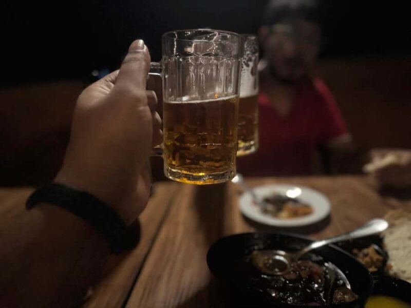 Colombo: Dodgy Bar Tour with Local Snacks and Drinks - Key Points