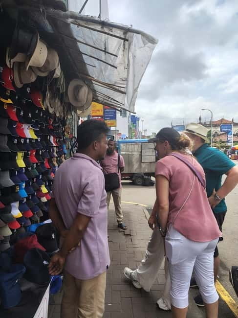 Colombo: Guided Walking Tour - The Sum Up
