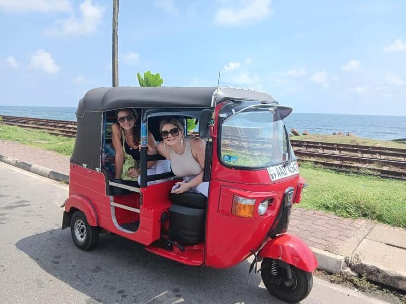 Colombo: Highlights City Tour by Tuk-Tuk with Private Guide - An Authentic, Compact Tour of Colombo