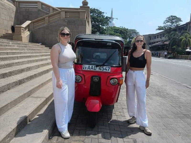 Colombo: Highlights of City Tour by Tuk-Tuk with Pickup - Authenticity and Comfort