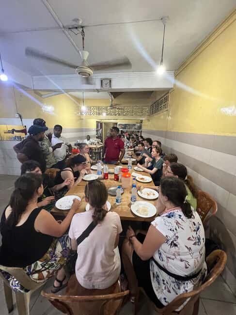 Colombo: Local Food Tour & Sightseeing by Tuk-Tuk with Meals - Key Points