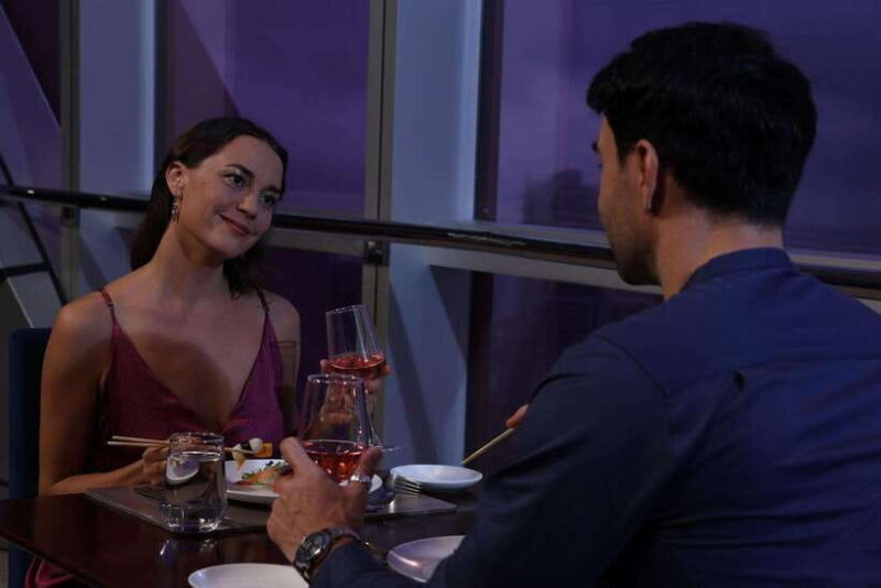 Colombo: Lotus Tower Celebration Dining Experience with Cake - Key Points