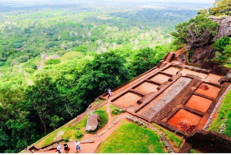 Colombo/Negombo: Exclusive Sigiriya Rock & Dambulla Cave - The Value Proposition