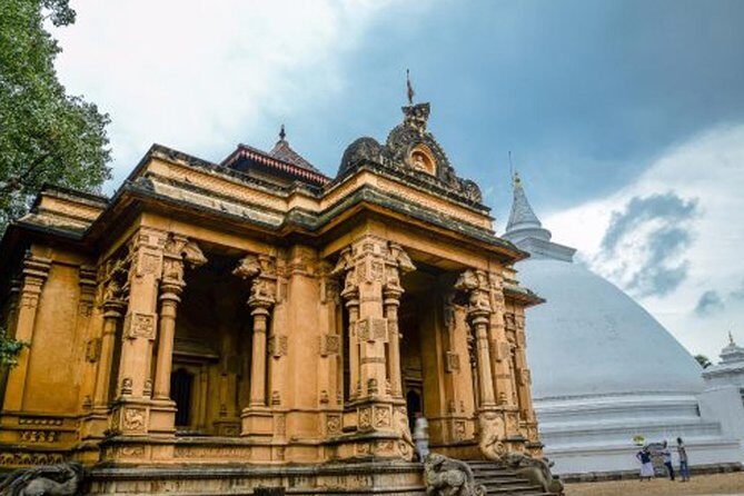 Colombo Port Passenger Jetty Colombo City Kelaniya Temple 4-8 pax - FAQs