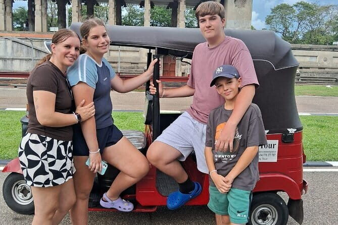 Colombo Private City Tour by Tuk Tuk - The Itinerary Breakdown: What to Expect