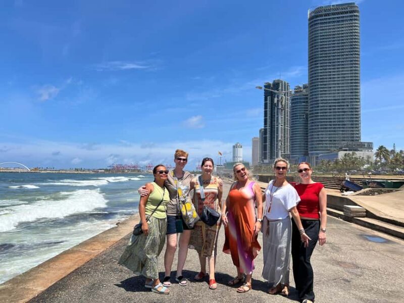 Colombo: Private City Tour by Tuk Tuk with Hotel Pickup - Key Points