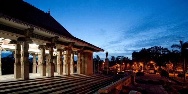 Colombo: Private Guided Night Cycling Tour - Key Points