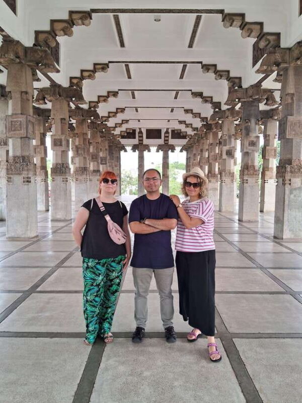 Colombo: Private Guided Tuk Tuk City Tour with Hotel Pickup - Key Points